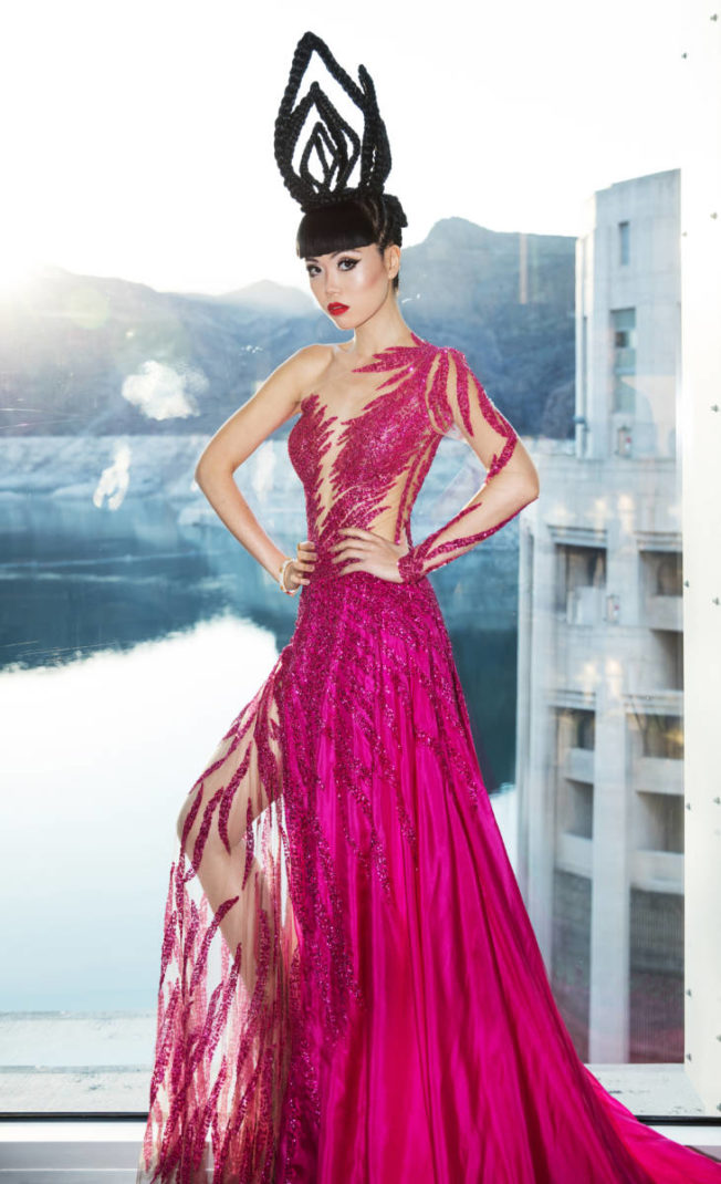 Designer Jessica Minh Anh holds fashion show atop Hoover Dam - The ...